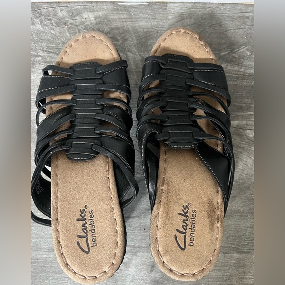 Clarks | Shoes | Clarks Bendables Womens Strappy Wedge Sandals Style ...